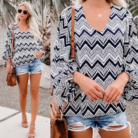 Vici | Tops | Vici Collection Chevy Balloon Sleeve Blouse | Poshmark